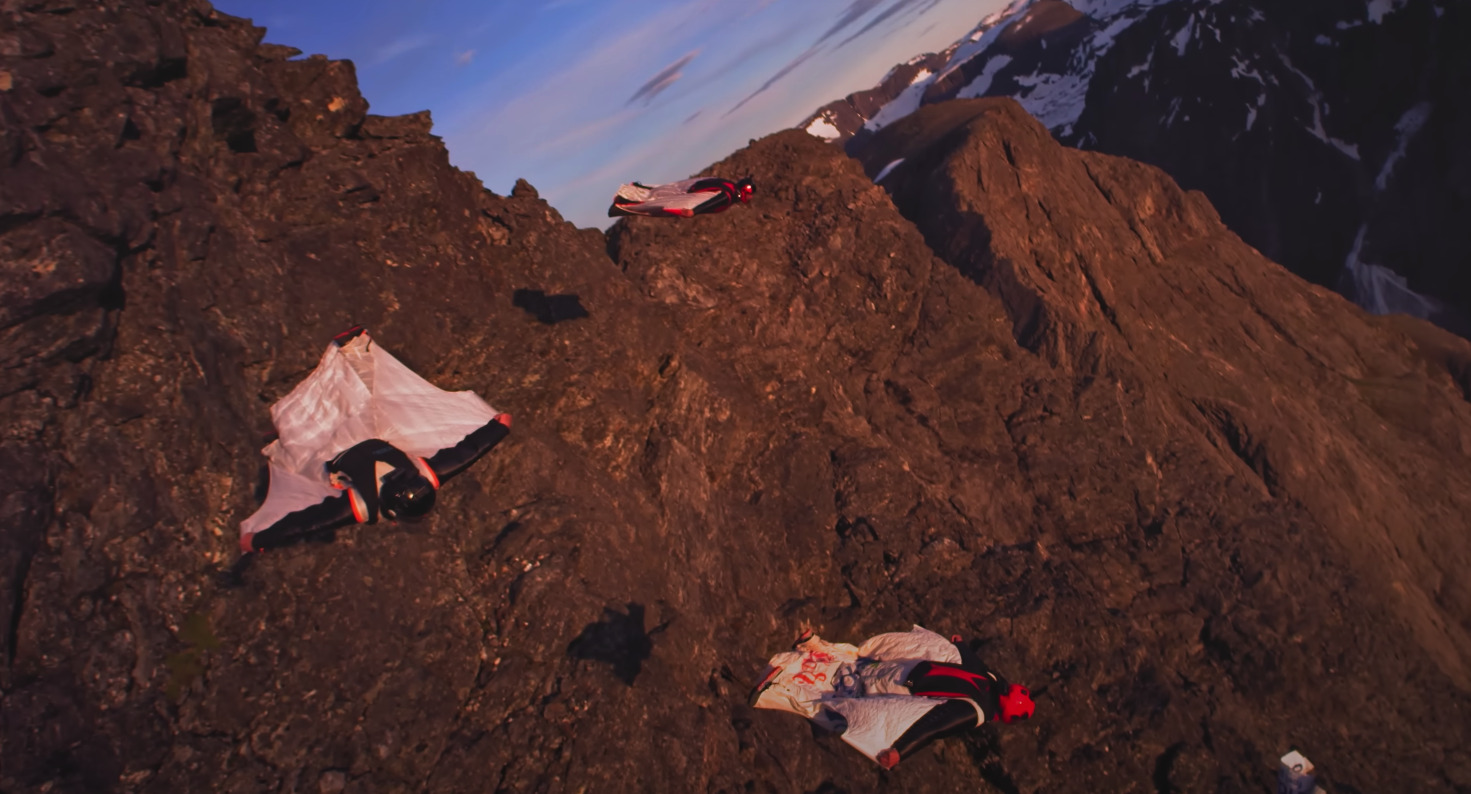 Take a flight with the world's most daring Wingsuit Pilots - BASE Magazine